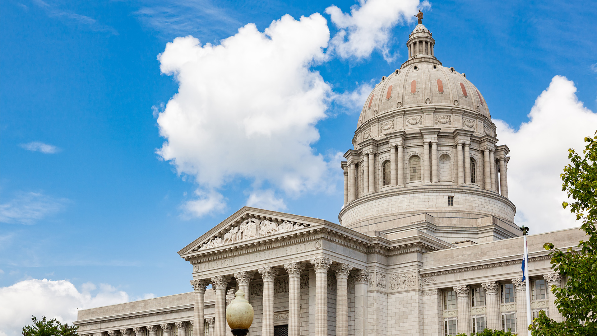 Capitol Plaza Hotel | Jefferson City | Official Site