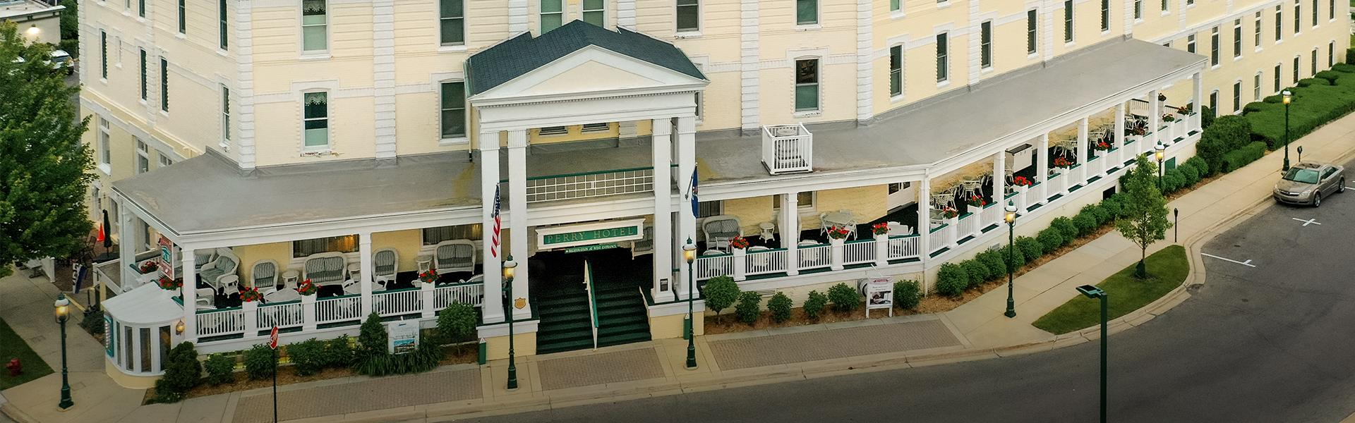 Michigan Hotel Deals | The Perry Hotel