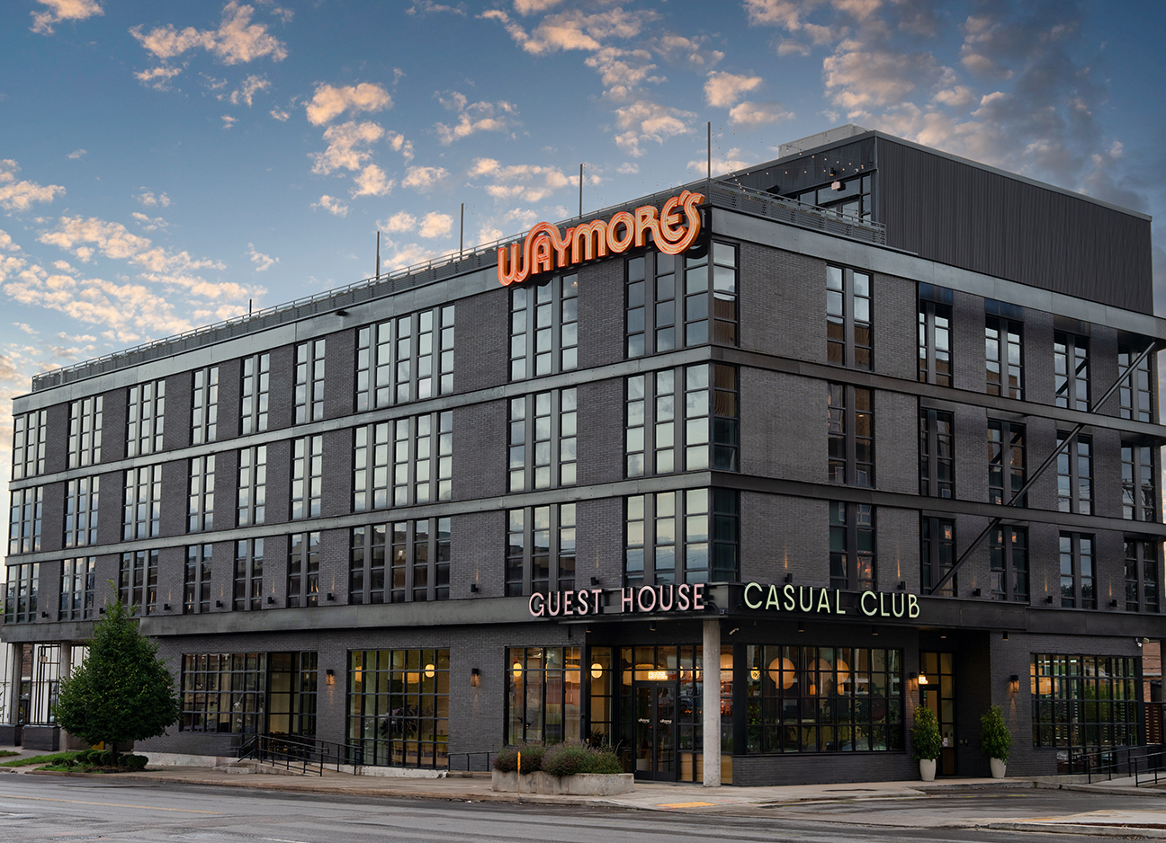 East Nashville Hotels | Waymore's Guest House & Casual Club
