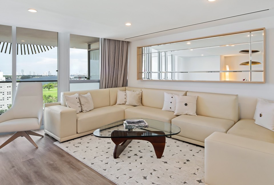 Downtown Miami Hotel Rooms | Rooms | The Grayson Miami