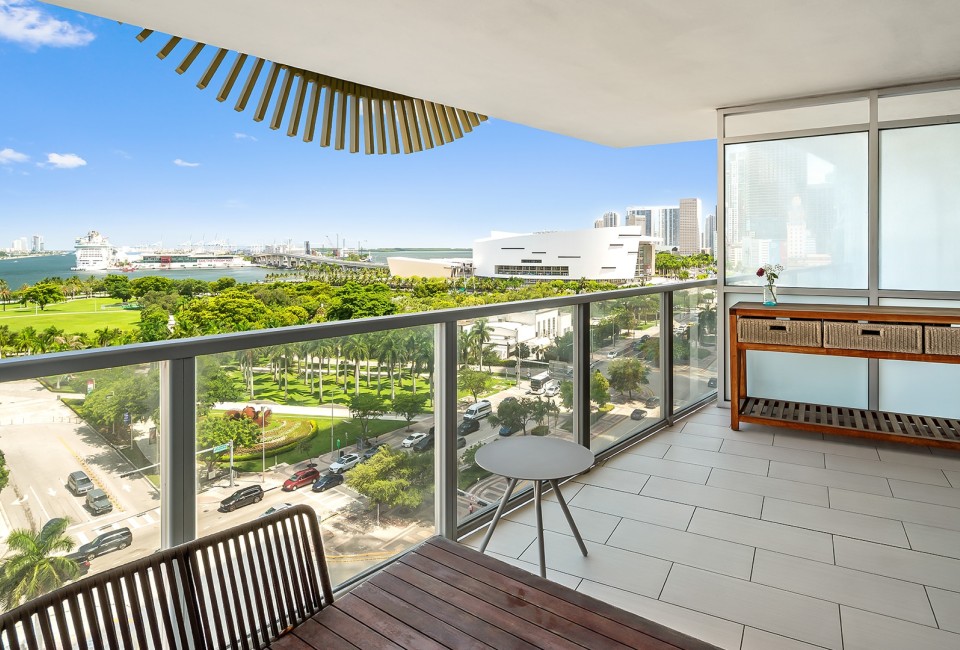 Downtown Miami Hotel Rooms | Rooms | The Grayson Miami