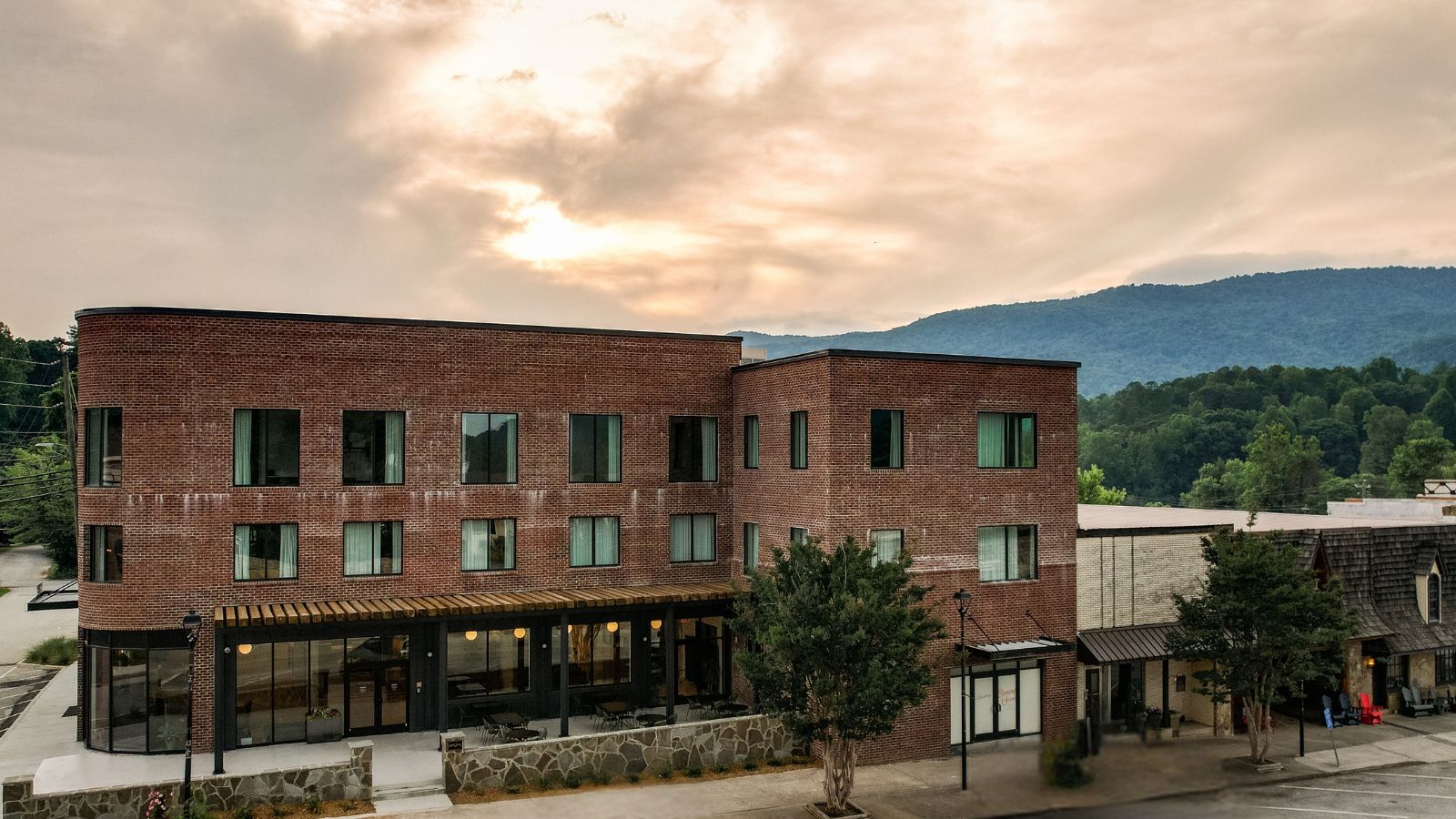 Bridge Creek Inn | Official Site