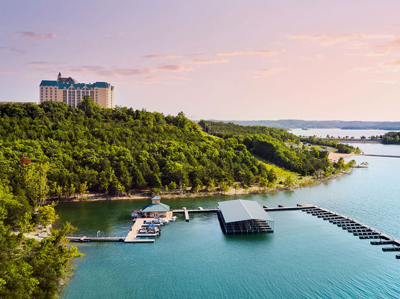 Branson Resort Deals | Chateau on the Lake Resort