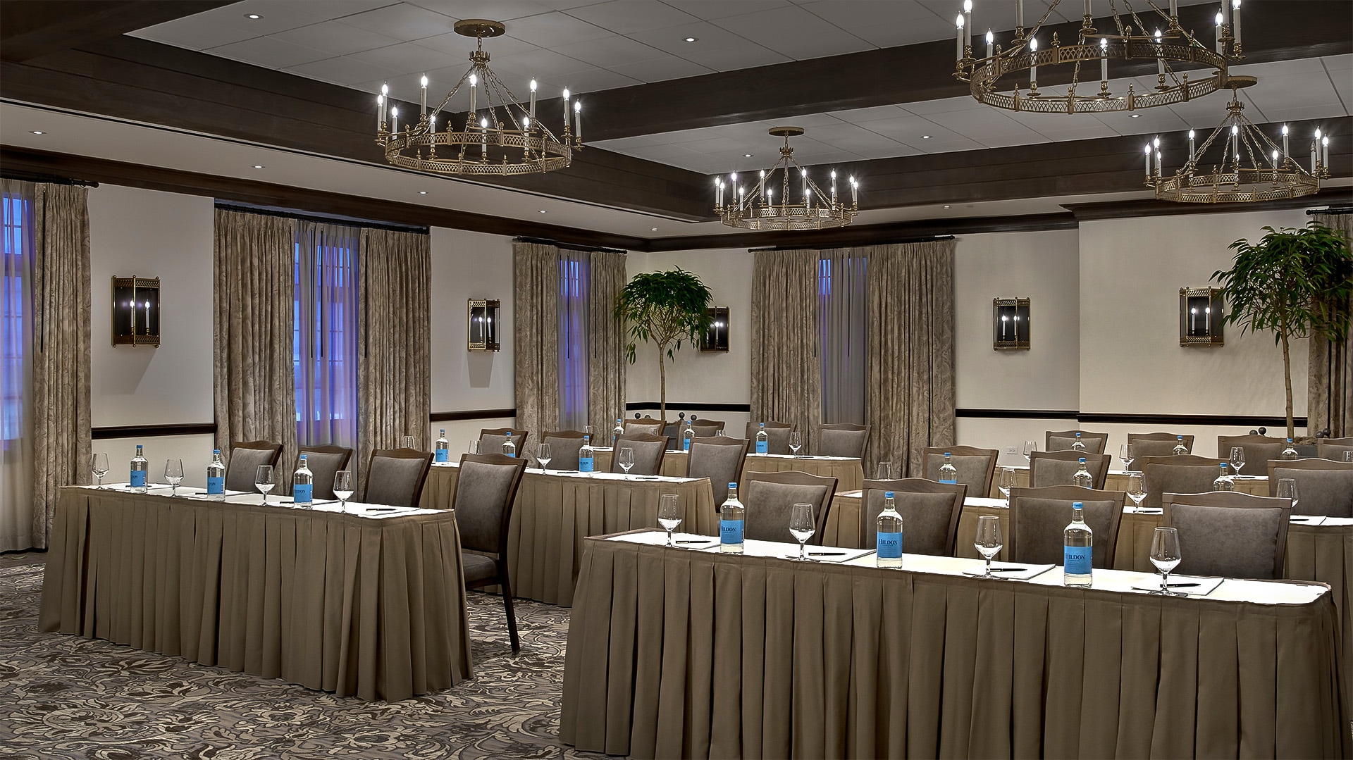 Lake Forest Wedding Venue | Celebrations | Deer Path Inn