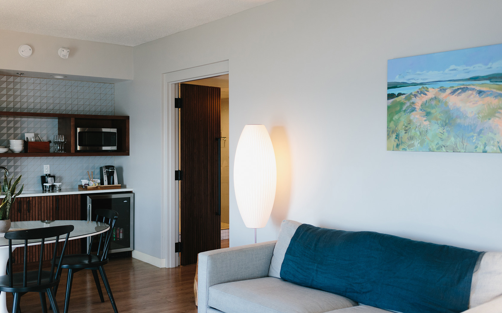Hotel Rooms Traverse City | Delamar Traverse City