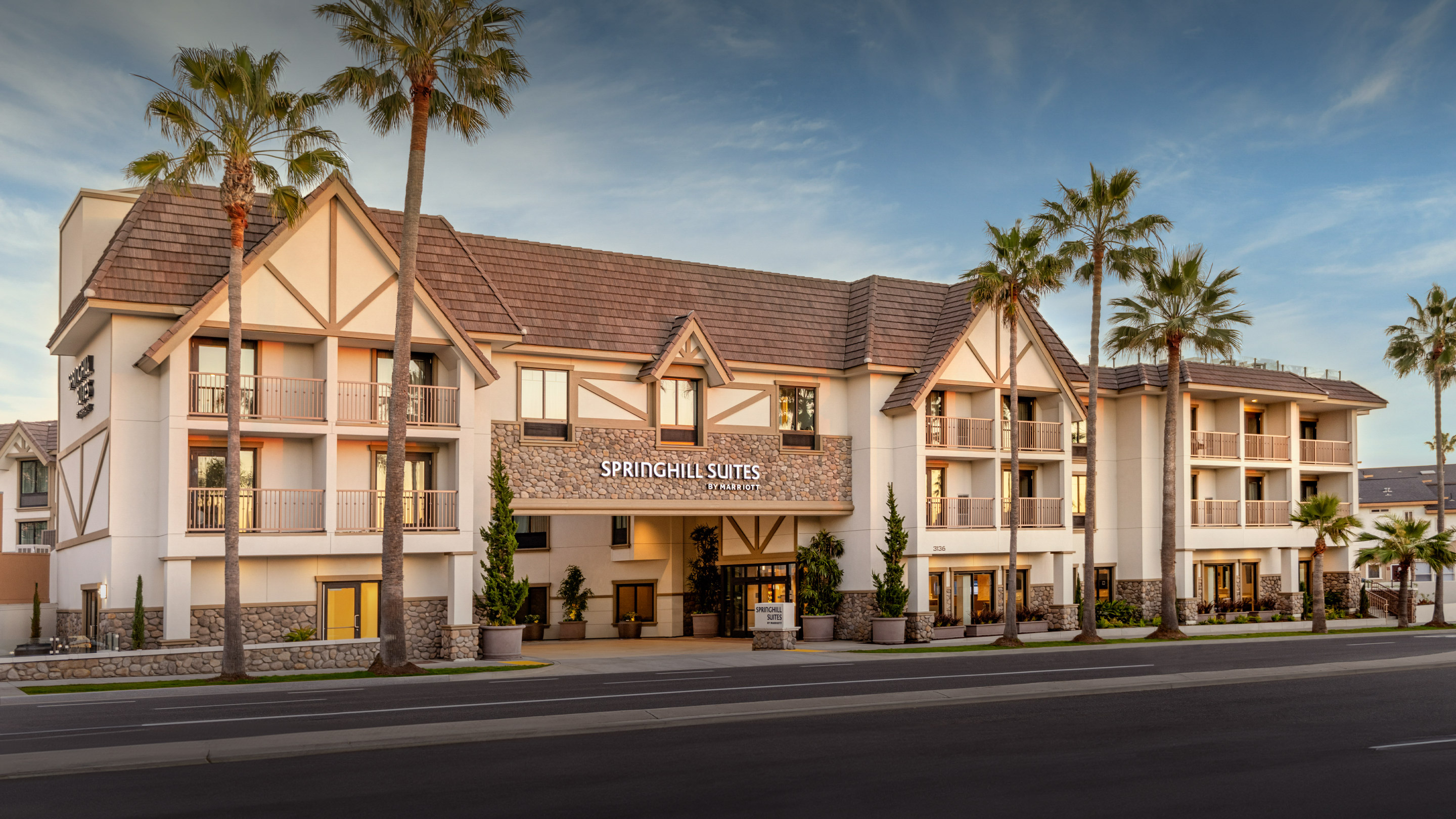 DKN Hotels I Hotel Management Services I Official Site