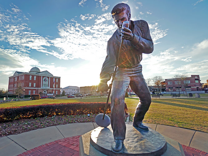 Hotel Tupelo | Hotel in Downtown Tupelo MS | Official Site