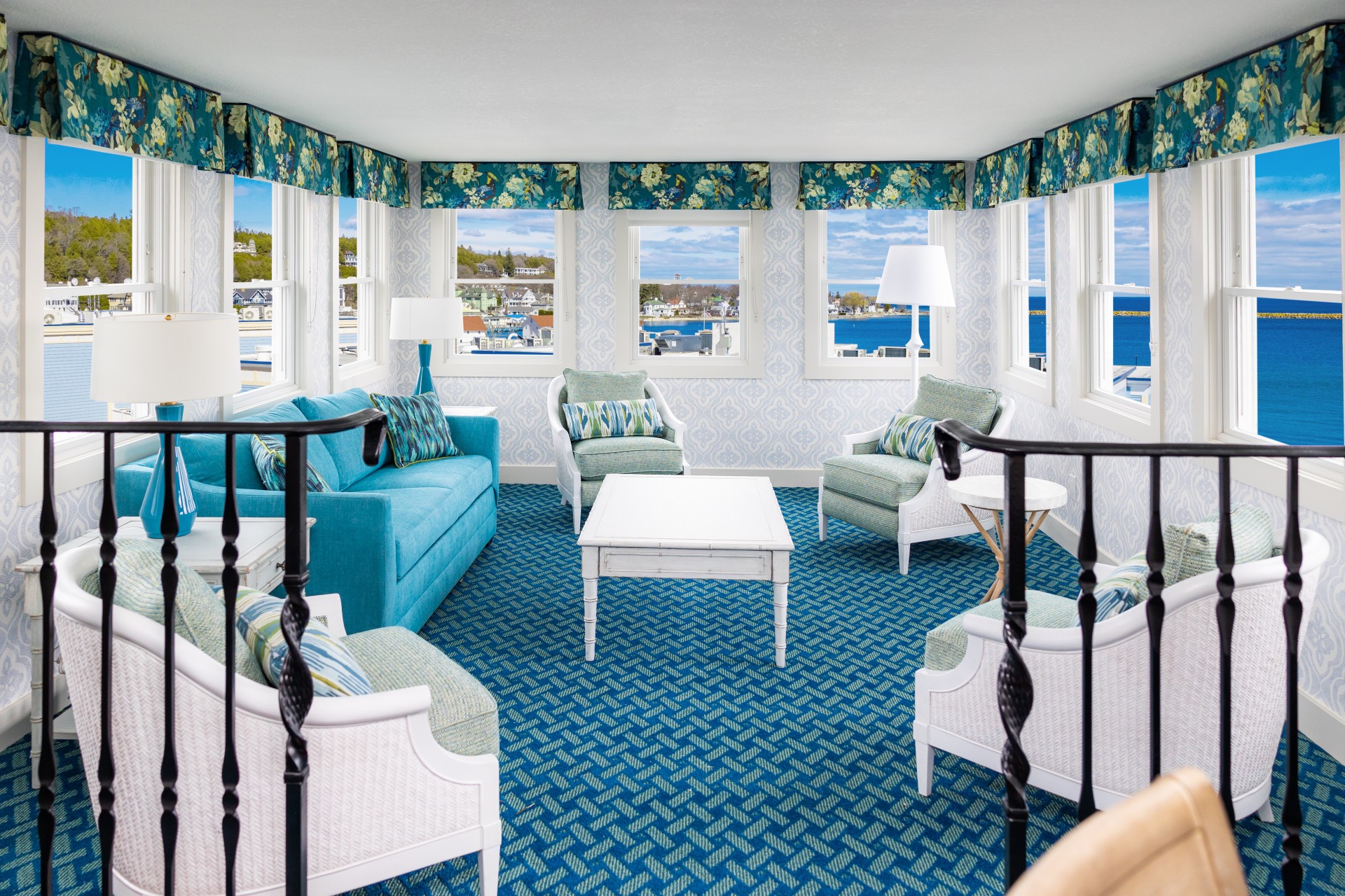 Mackinac Island Lodging | Rooms & Suites | Lake View Hotel