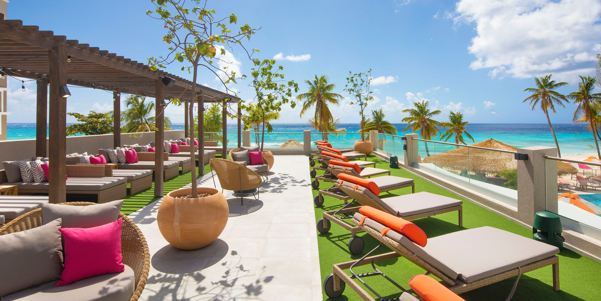 Resort | O2 Beach Club & Spa