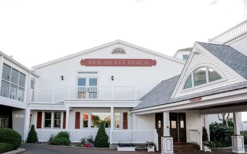 Gallery | Red Jacket Beach Resort