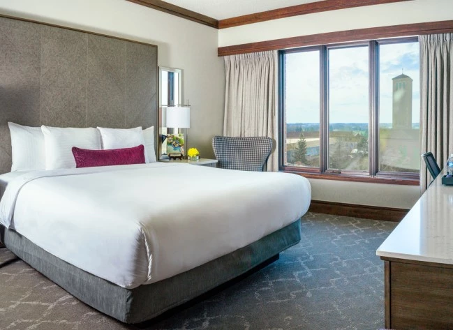 Accommodations In Detroit, MI | Saint John's Resort