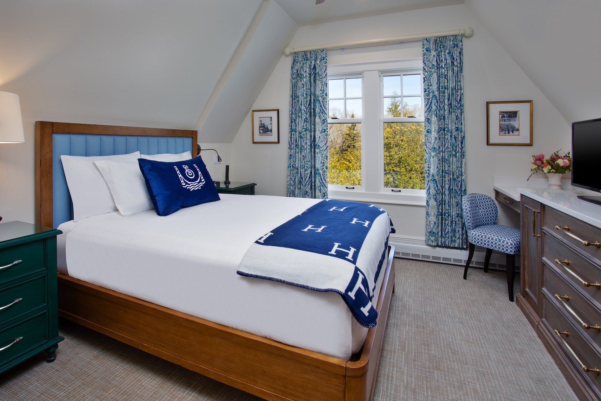 Mackinac Island Mansions | Mansion | The Inn at Stonecliffe