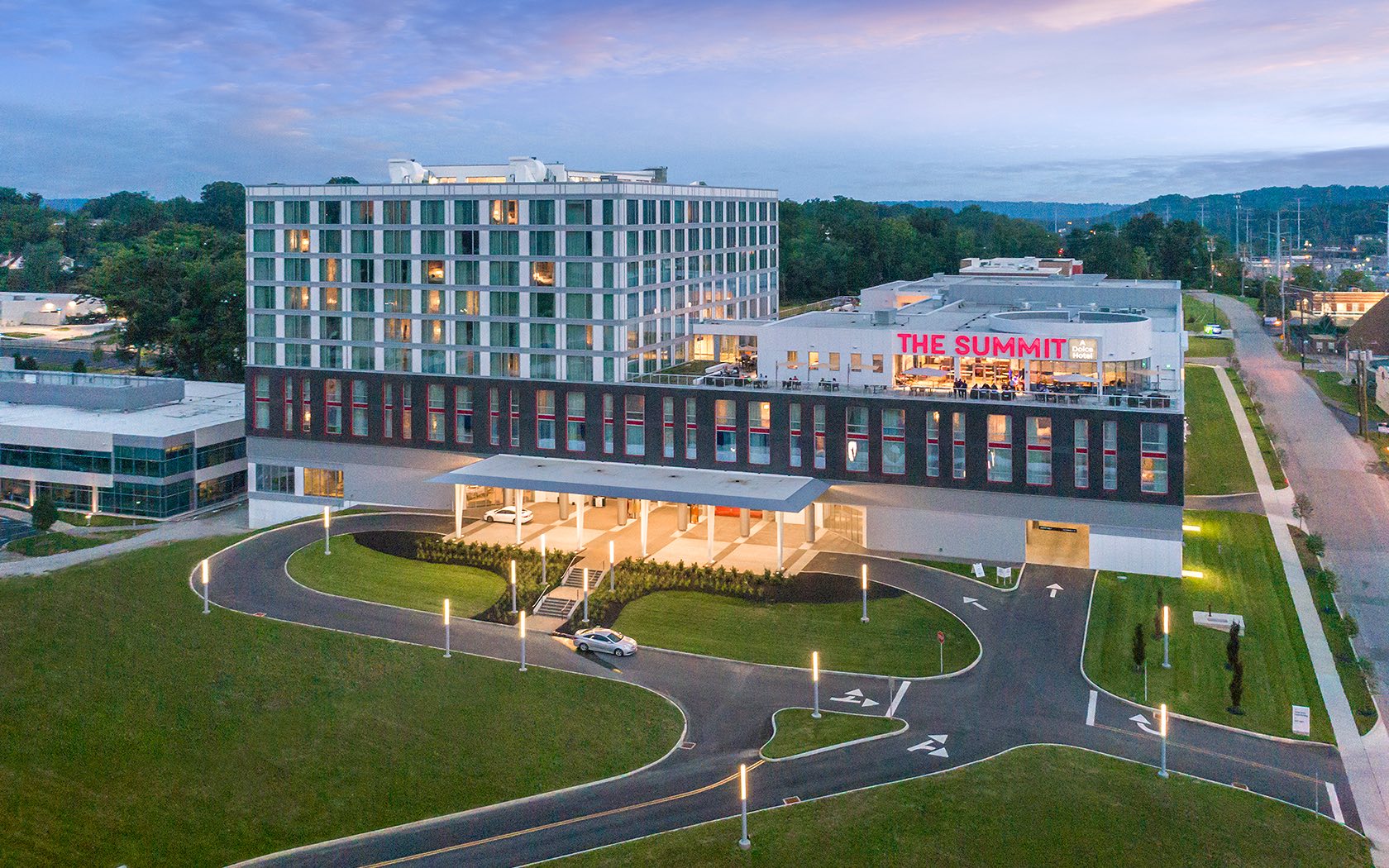 Hotels near Downtown Cincinnati | Official Website | Summit Hotel