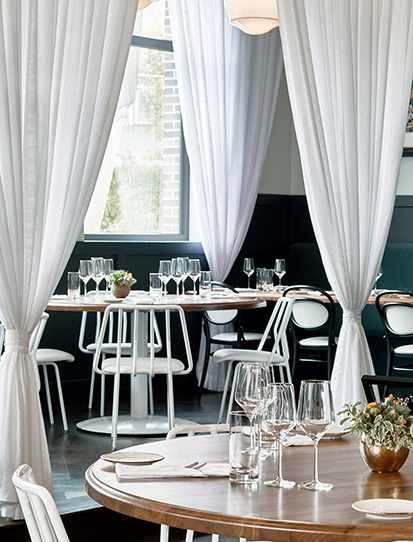 Modern Restaurant White